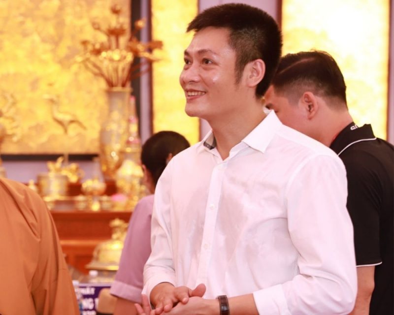 Nghệ nhân Ưu tú Phạm Đạt Nỗi niềm với dòng men rạn cổ