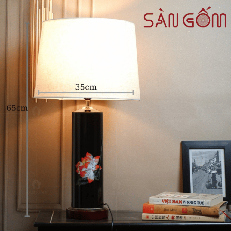 Đèn ngủ để bàn dáng trụ men đen họa tiết hoa sen SG-DN09